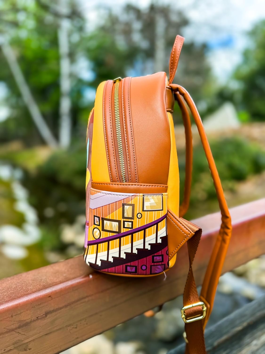 Loungefly UP Carl and Ellie Mini Backpack vRare Exclusive ...